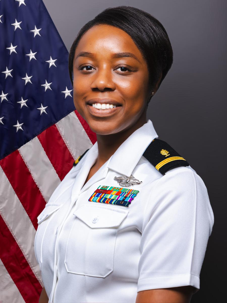 Ensign Sjmoya N. Silva | Hankamer School of Business | Baylor University